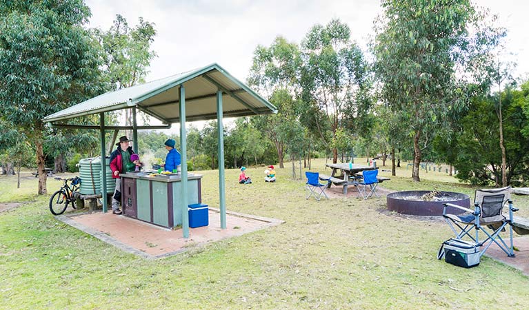 Best Sydney campgrounds for families | Where to pitch a tent near Sydney