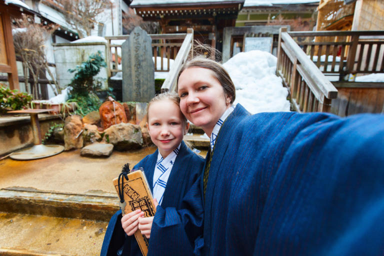 Japan onsen etiquette - what you need to know - Family Travel