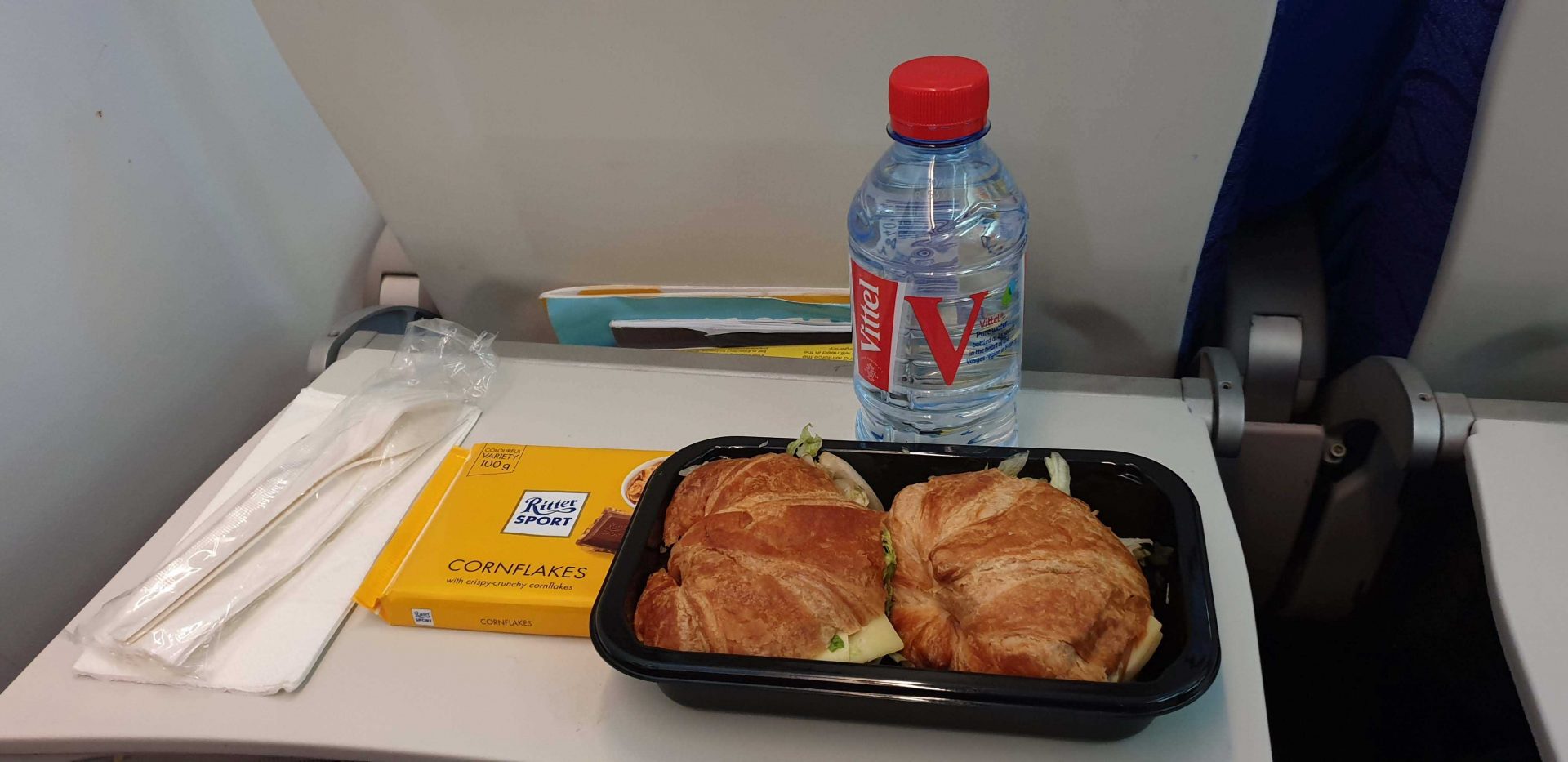 Scoot review: What it's really like to fly Scoot (with video) - Family ...